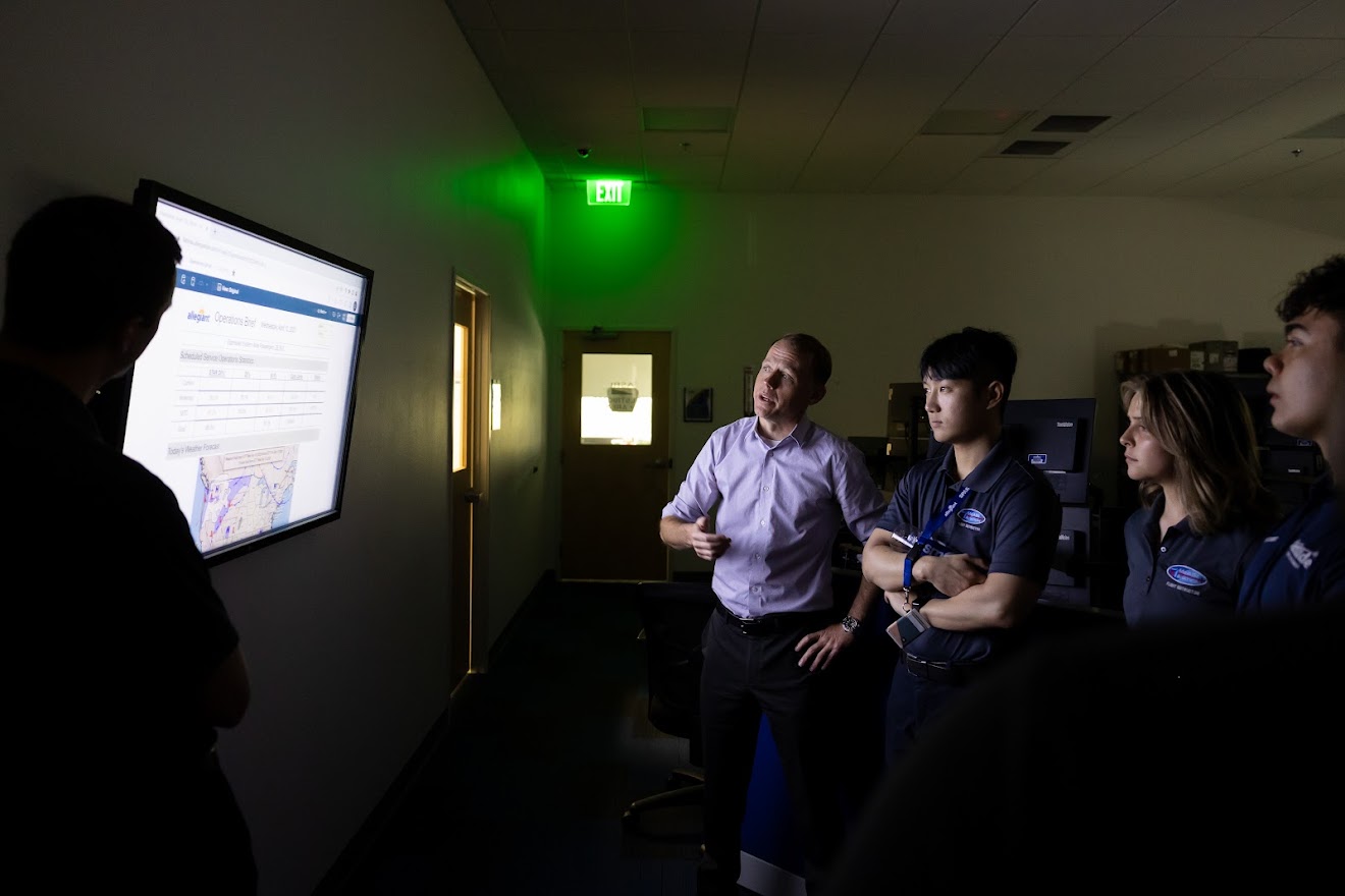 How to Become a Pilot through Allegiant’s Altitude Pilot Pathway ...